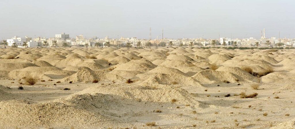 Dilmun Burial Mounds – ICRIC | Islamic Chamber Research and Information ...